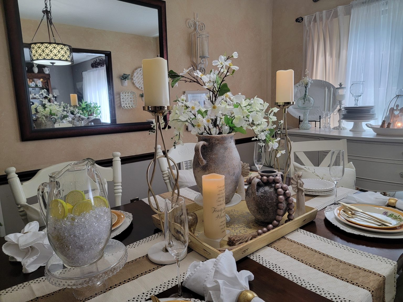 How To Curate And Decorate A Small Room - Clearissa Coward's Command Center
